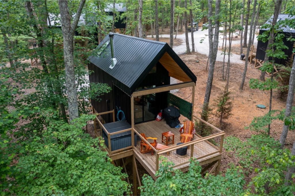 | Glamping & Treehouse Rentals | Monteagle, TN