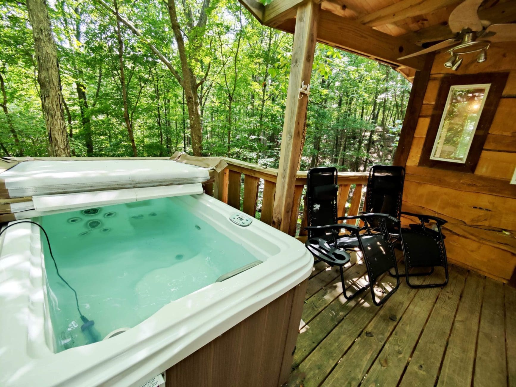 | Glamping & Treehouse Rentals | Monteagle, TN